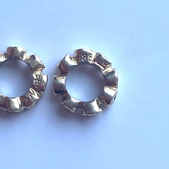 Pandora | Jewelry | Authentic Pandora Pure 4k Gold Roses Spacer | Poshmark